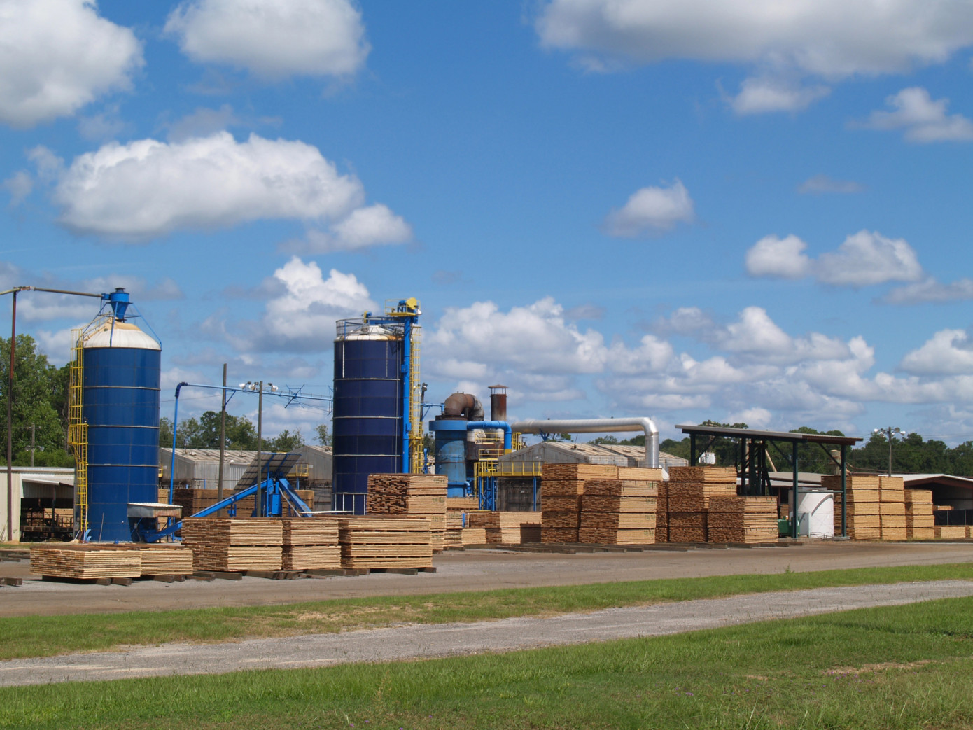 Representative Newhouse introduces SAWMILL Act to expand timber ...