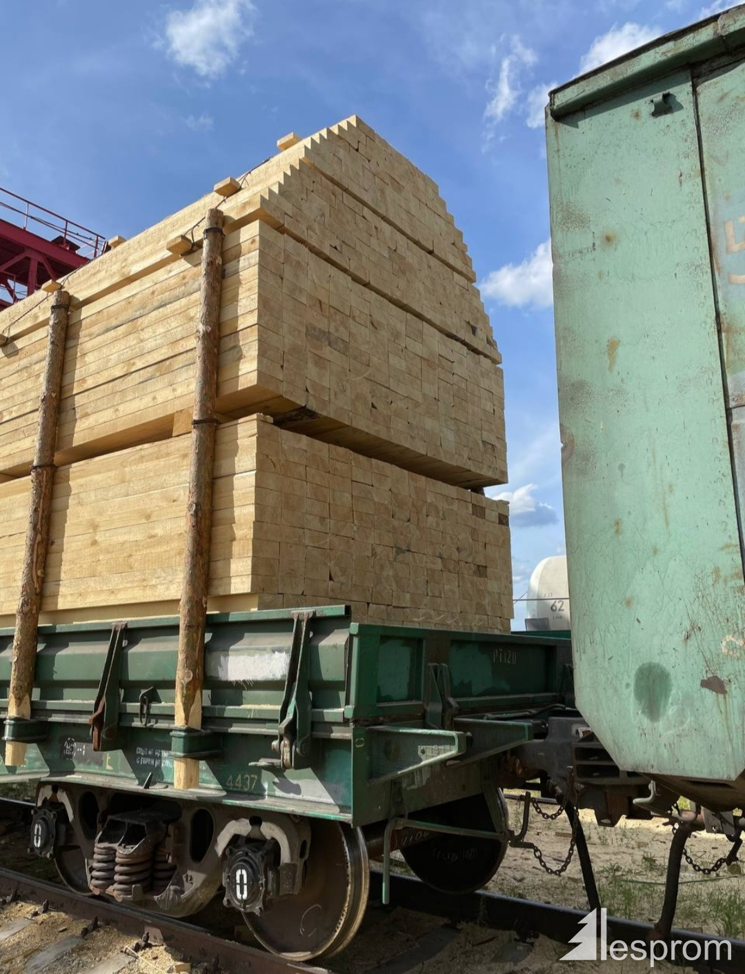 25 мм x 120 мм x 4000 мм Доска обрезная Ель S2S KD